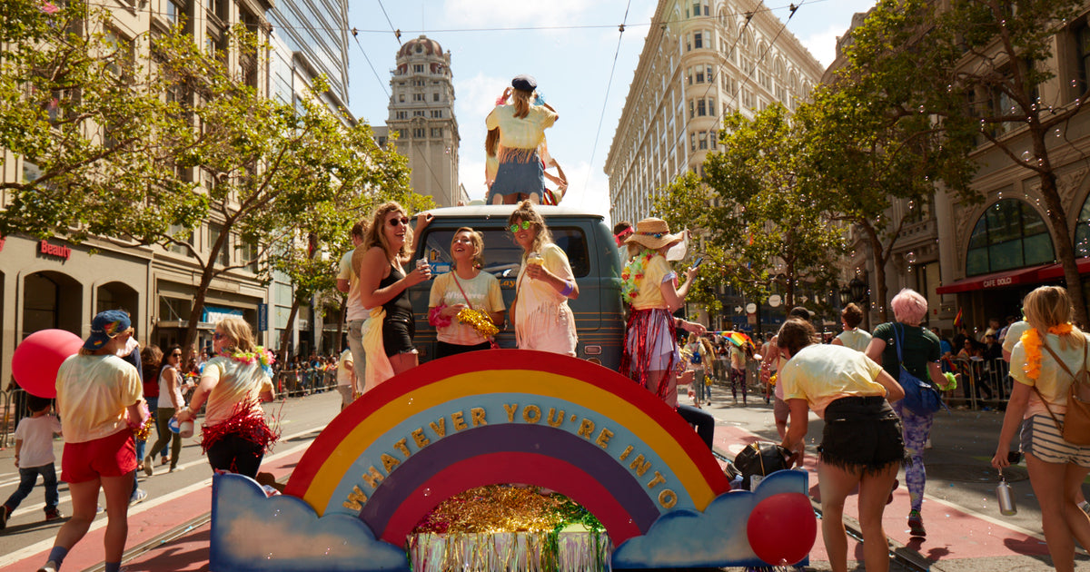 Whatever You're Into: Scenes from the SF Pride Parade – Marine Layer